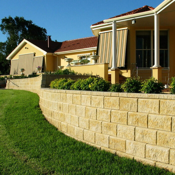 Retaining Wall Blocks Suitable For Curved Walls | Australian Paving Centre