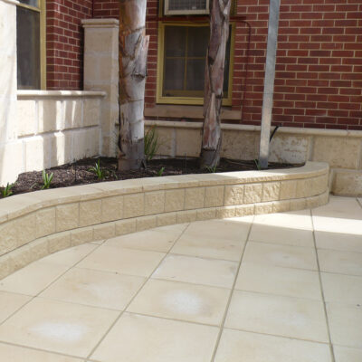 Retaining Wall Block Suitable For Straight Walls | Australian Paving Centre