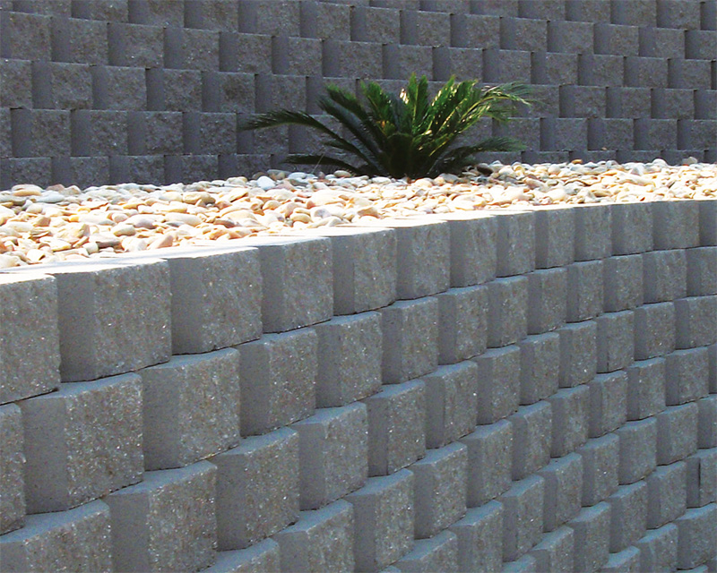 Backyard Block - Norfolk Retaining Wall Block Bains Masonry
